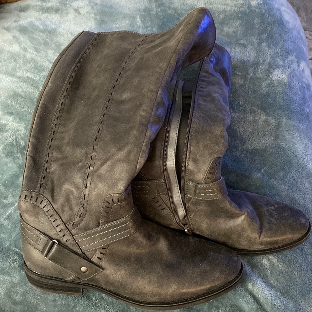 Baretraps Women's Abram Boot - Like New - Gem